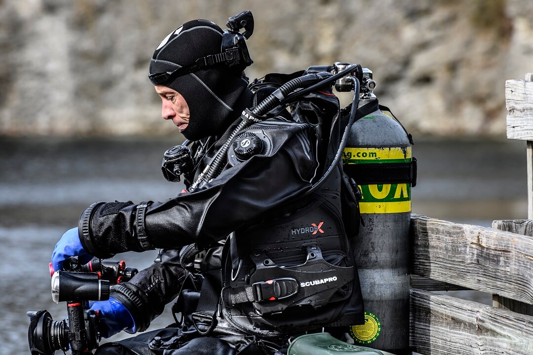 Wetsuits vs Drysuits: Which to Choose and Why? - SCUBAPRO