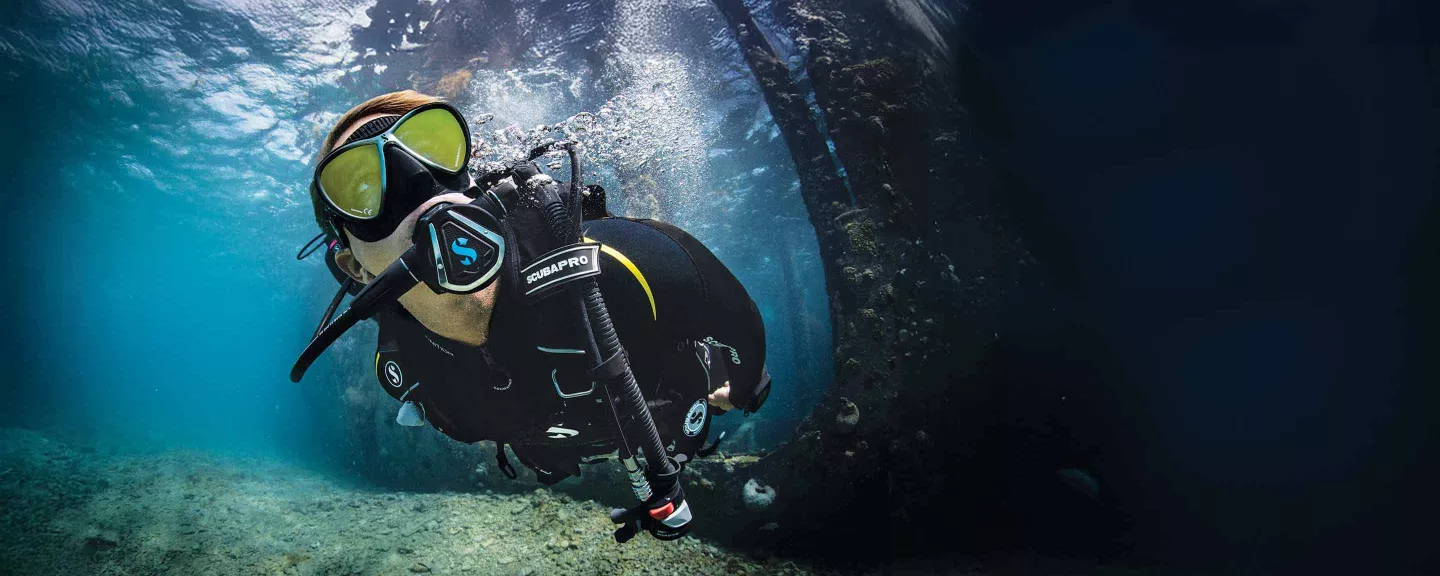 SCUBAPRO - Scuba Diving & Snorkeling Gear